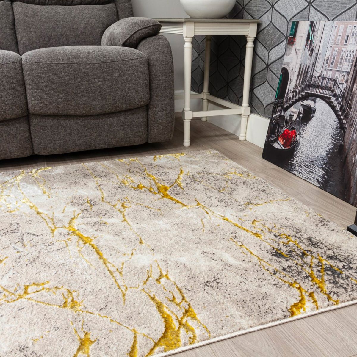 Glitz Marble Ochre-XRUGS